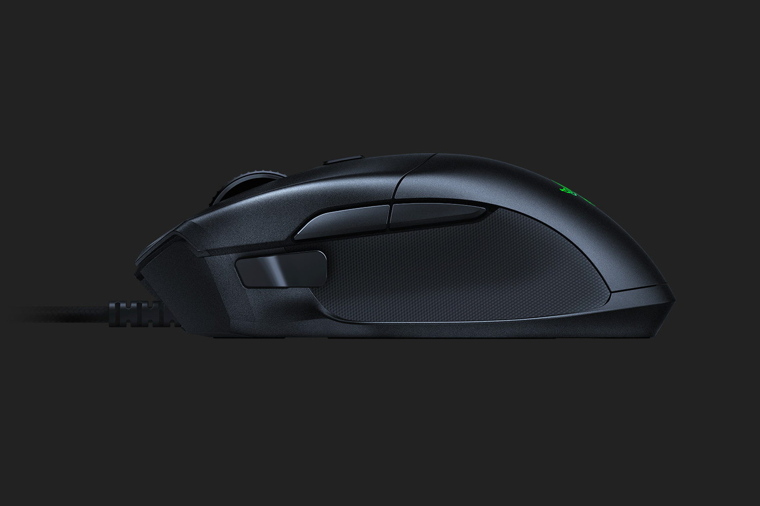 Razer Basilisk Essential - Купить геймерскую мышку для шутера в RazerStore