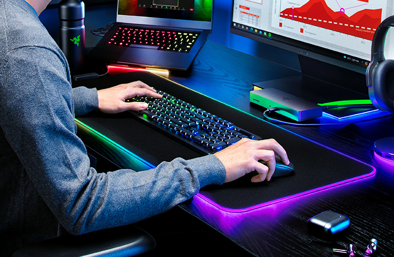 Razer Chroma - технология подсветки 16,8 млн. цветов