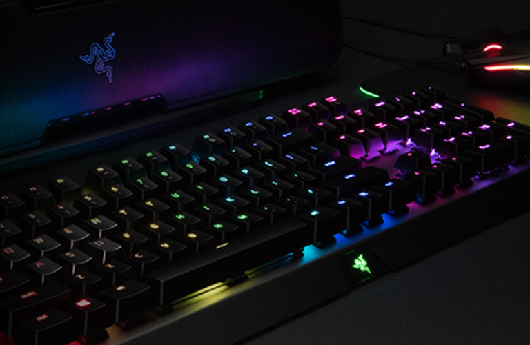 Razer Chroma - технология подсветки 16,8 млн. цветов